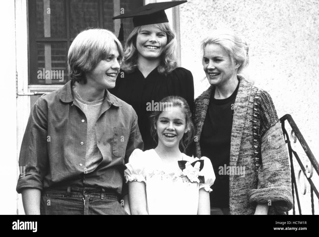 STAR 80, from left, Dean Hajum, Lisa Gordon, (front), Mariel Hemingway ...