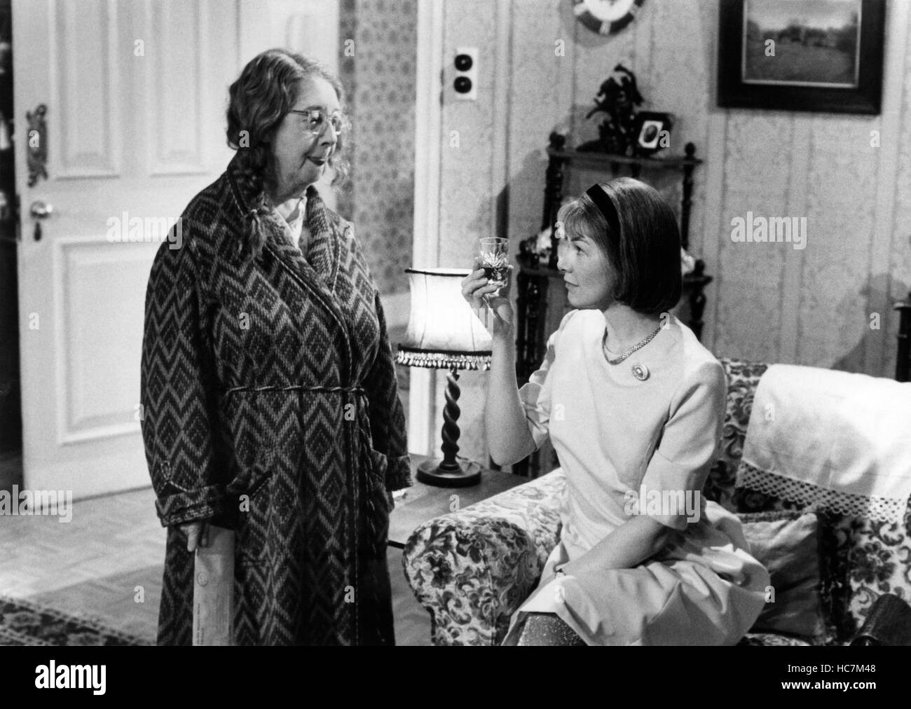STEVIE, Mona Washbourne, Glenda Jackson, 1978, (c) First Artists ...