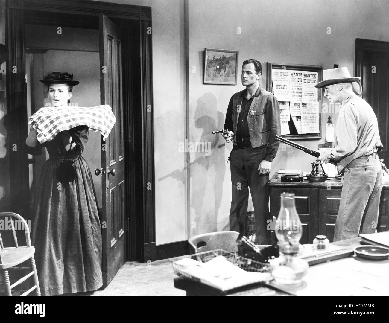 STAR IN THE DUST, from left: Coleen Gray, John Agar, James Gleason ...