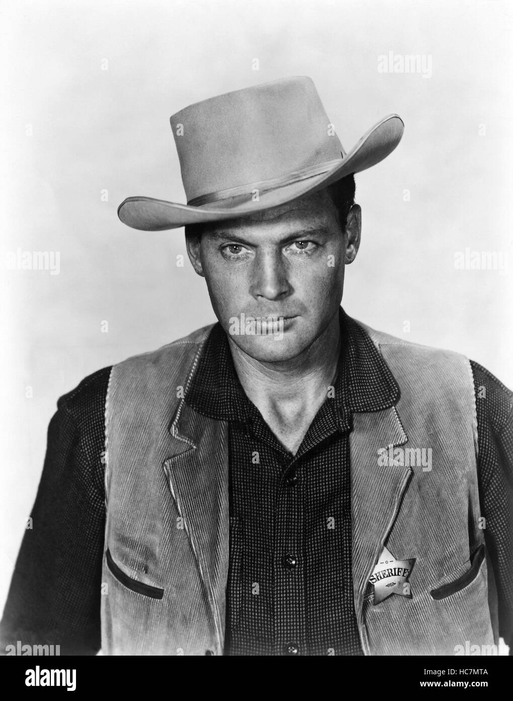 STAR IN THE DUST, John Agar, 1956 Stock Photo - Alamy
