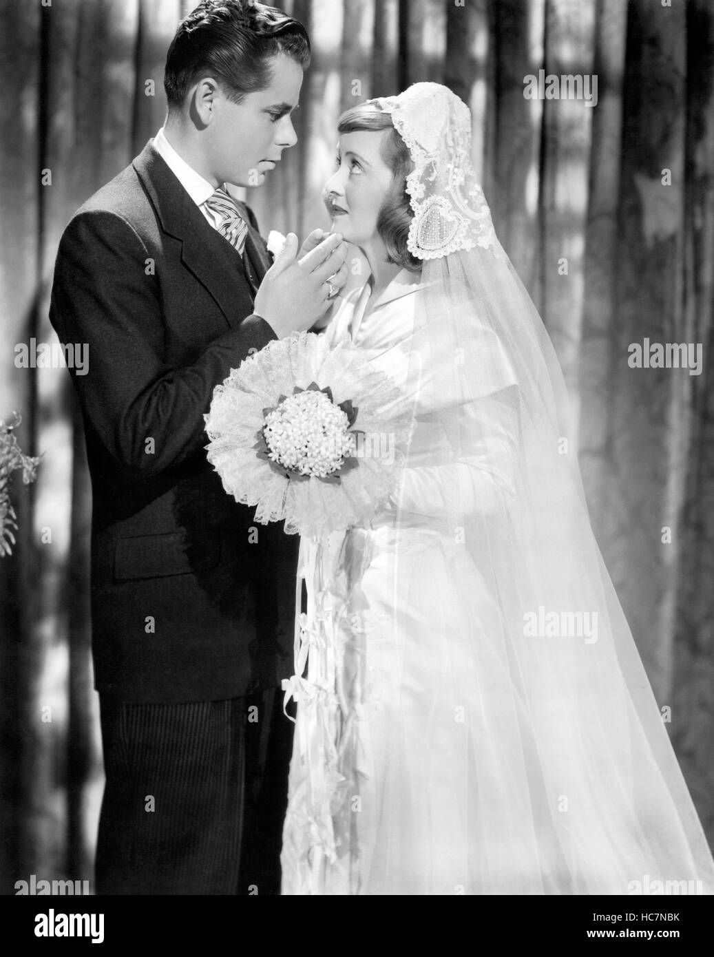 A STOLEN LIFE, from left: Glenn Ford, Bette Davis, 1946 Stock Photo - Alamy
