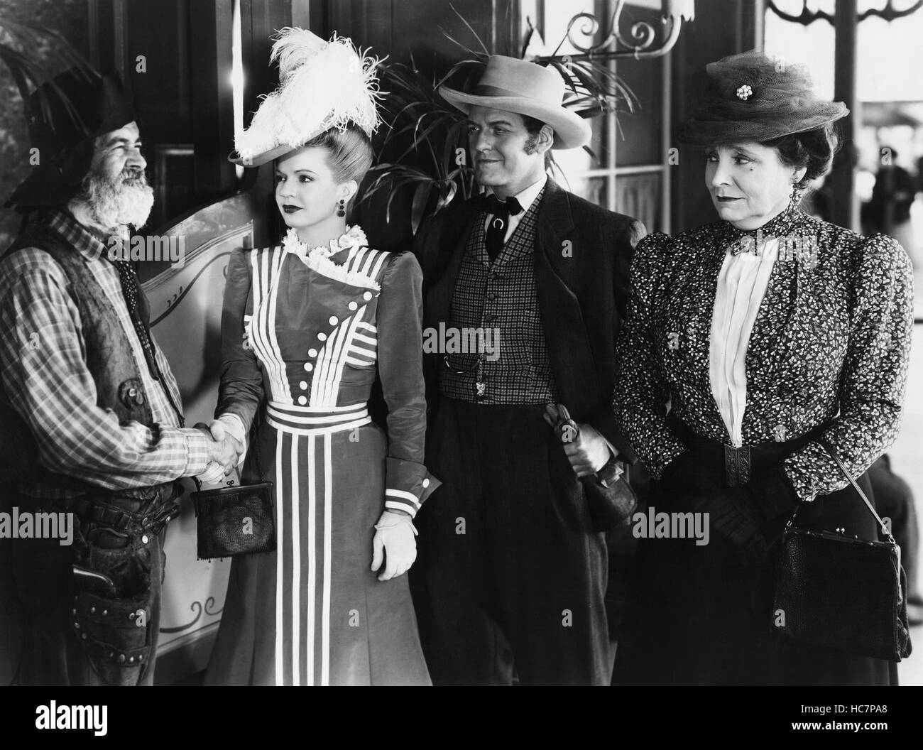 SUNSET IN EL DORADO, from left, George 'Gabby' Hayes, Dale Evans ...