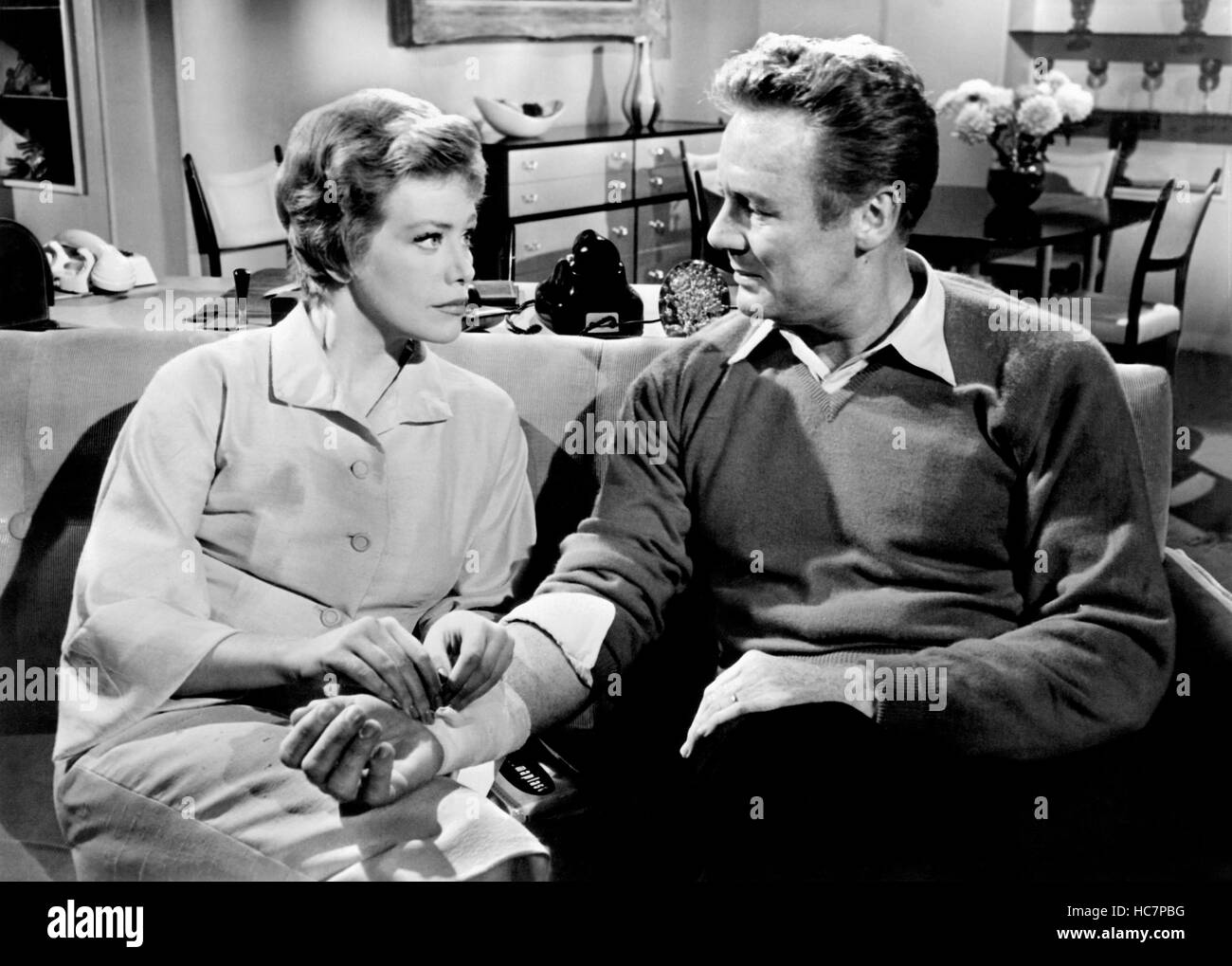 SUBWAY IN THE SKY, from left, Hildegarde Knef, Van Johnson, 1959 Stock ...