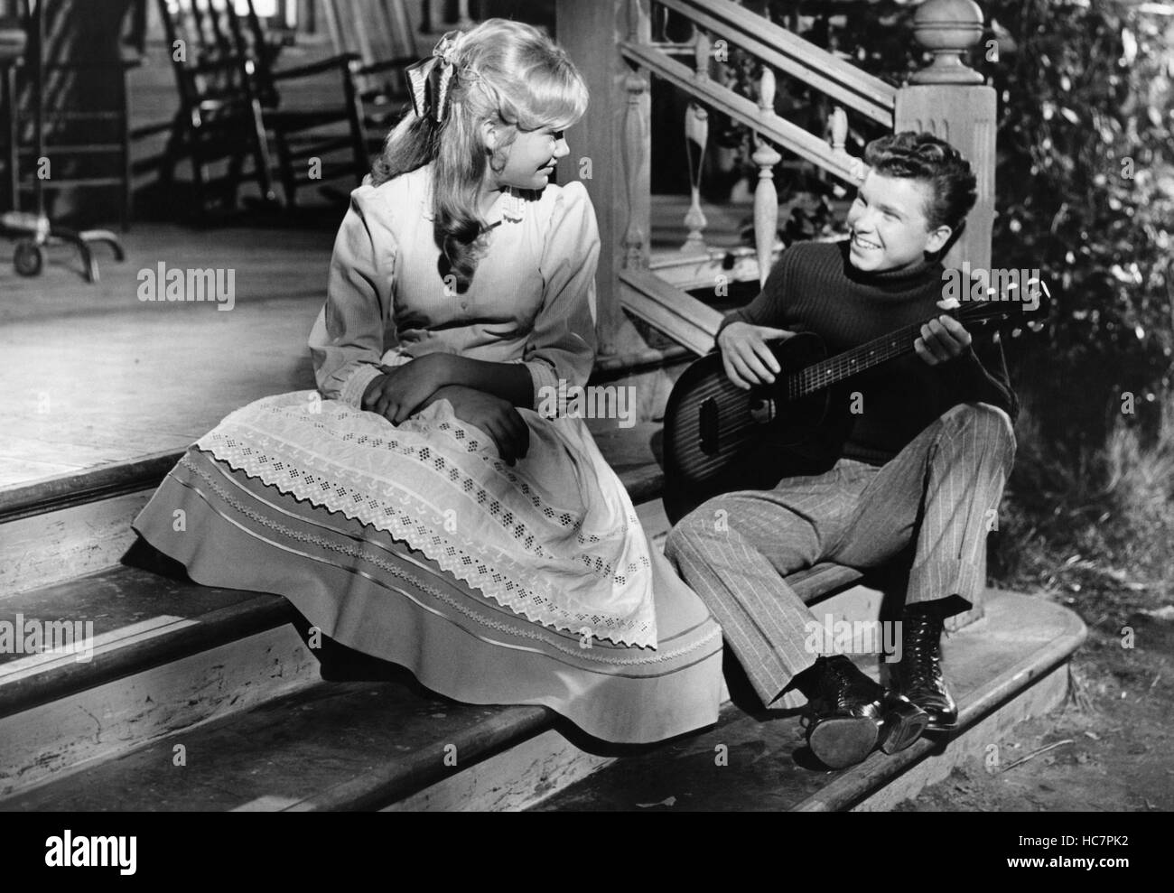 SUMMER MAGIC, Hayley Mills, Eddie Hodges, 1963 Stock Photo - Alamy
