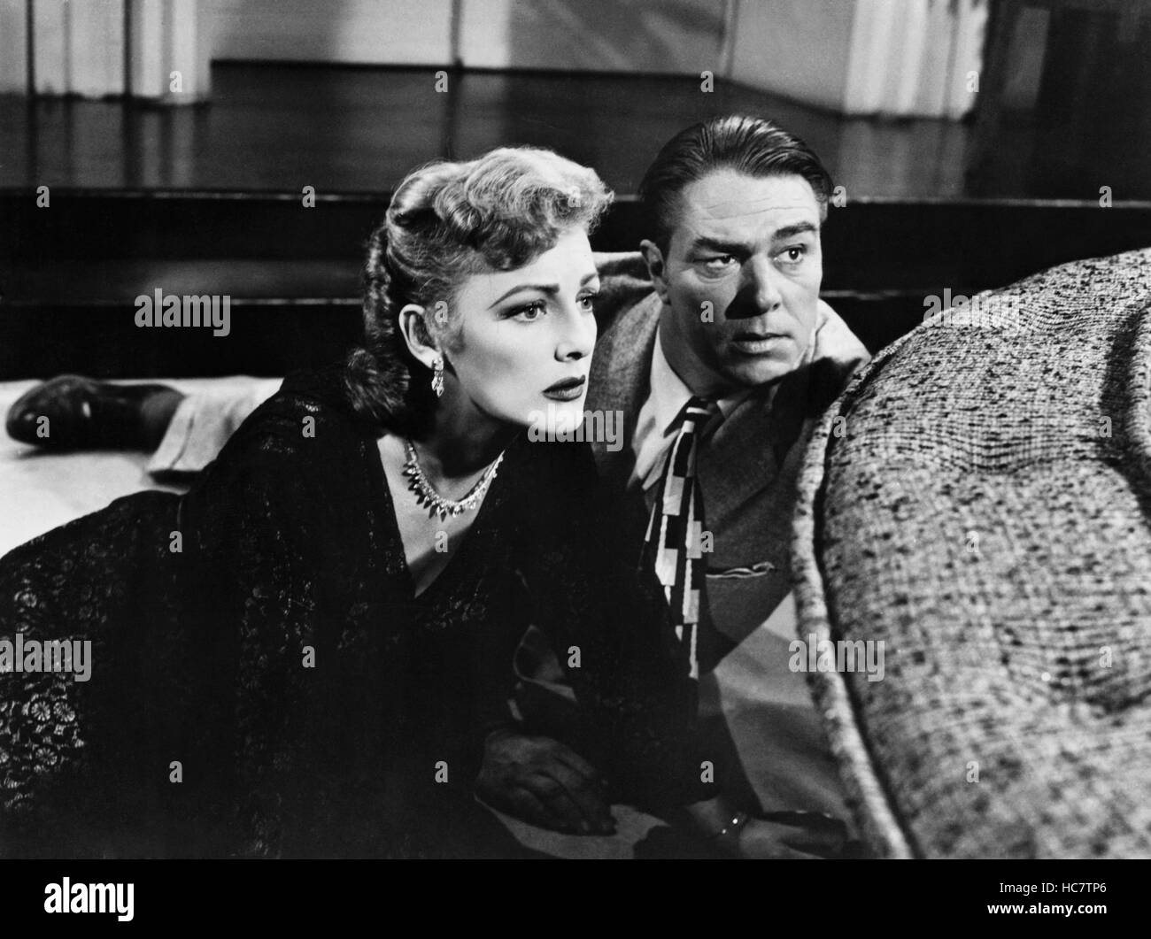 TARGET EARTH, from left: Virginia Grey, Richard Reeves, 1954 Stock ...