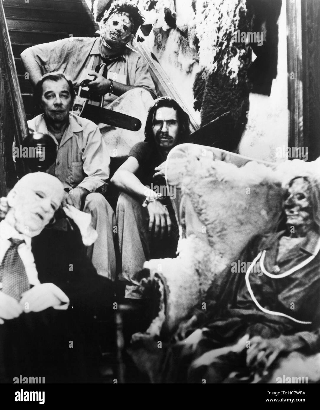 THE TEXAS CHAINSAW MASSACRE, Gunnar Hansen (top), Jim Siedow (top left ...