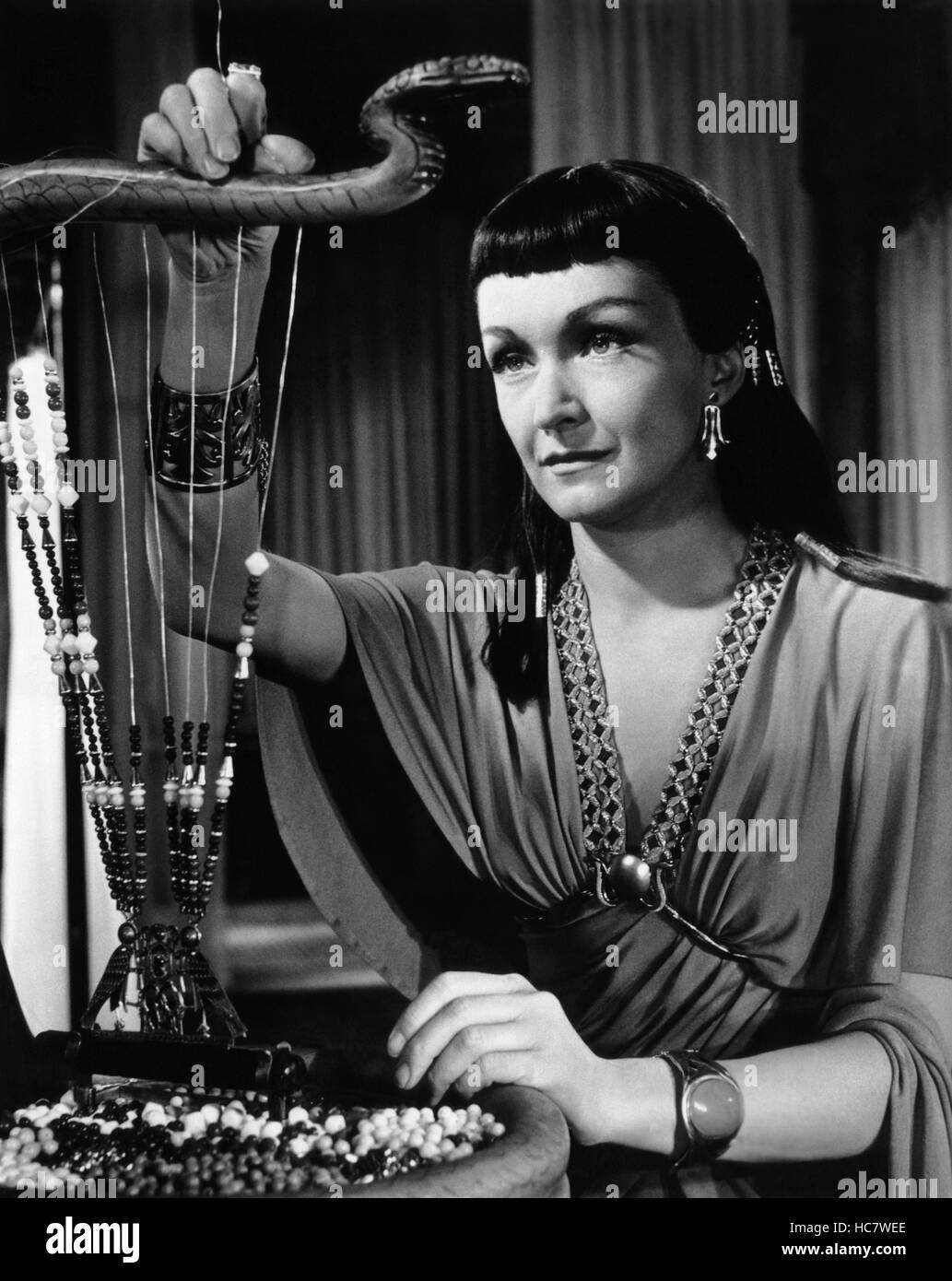 THE TEN COMMANDMENTS, Nina Foch, 1956 Stock Photo - Alamy