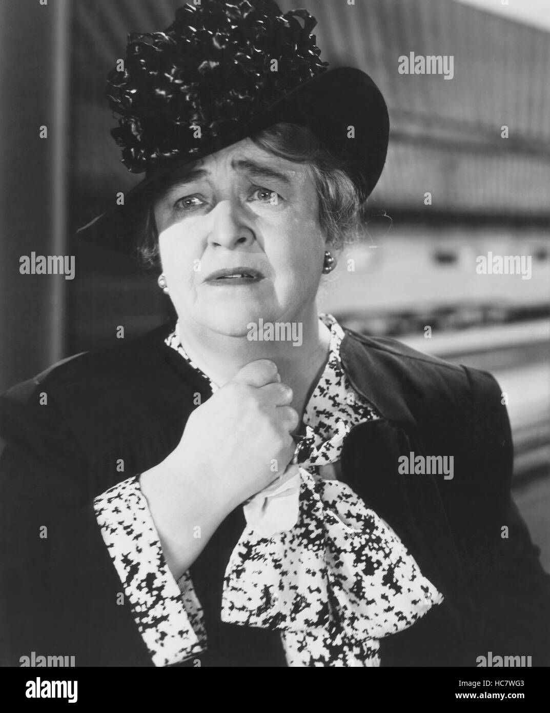 TENDER COMRADE, Jane Darwell, 1943 Stock Photo - Alamy