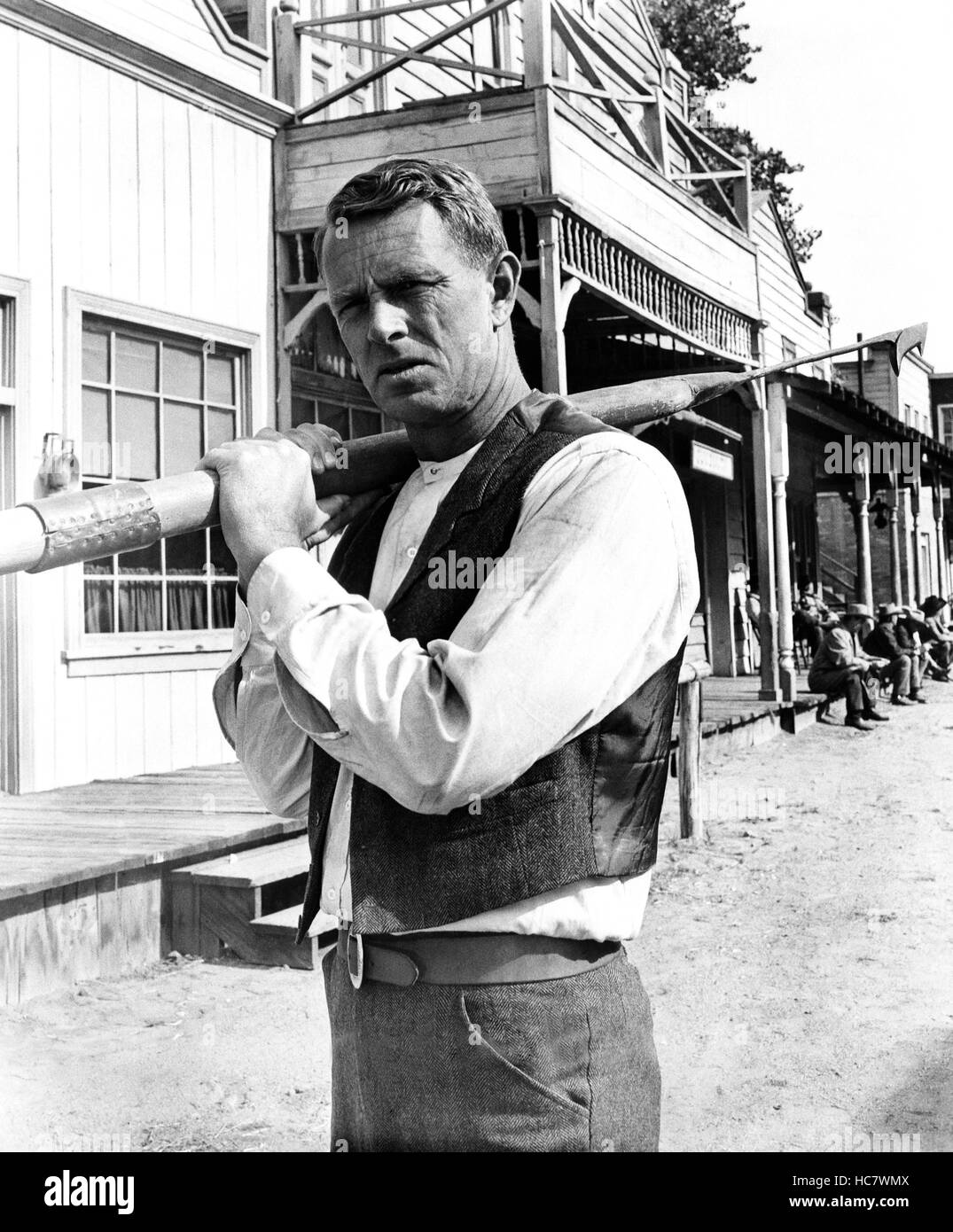 TERROR IN A TEXAS TOWN, Sterling Hayden, 1958 Stock Photo - Alamy