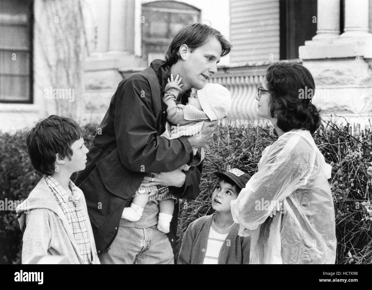 TERMS OF ENDEARMENT, from left: Troy Bishop, Jeff Daniels, Huckleberry ...