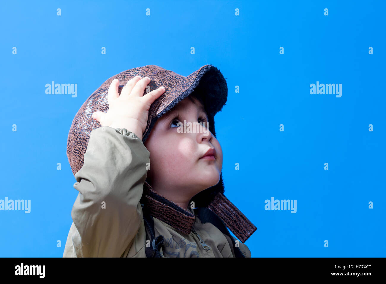 aviation, fun and funny child dressed in aviator hat and goggles Stock ...