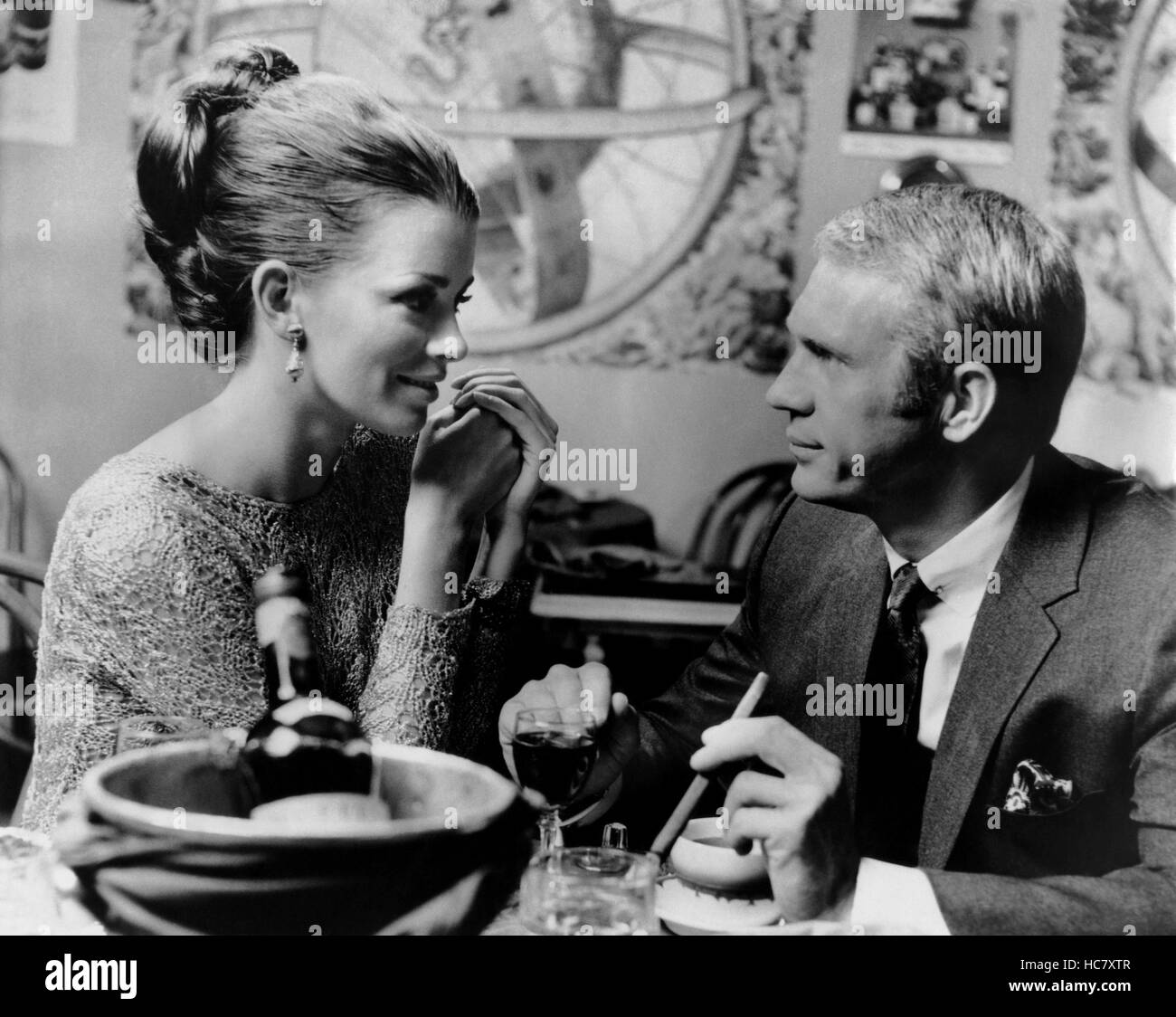 THE THOMAS CROWN AFFAIR, Astrid Heeren, Steve McQueen, 1968 Stock Photo ...