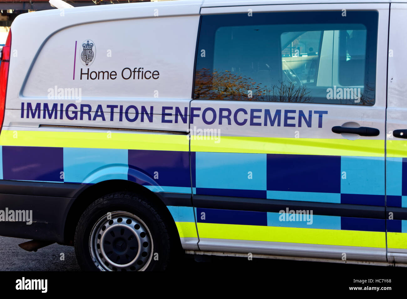Immigration Enforcement Vehicle High Resolution Stock Photography and ...
