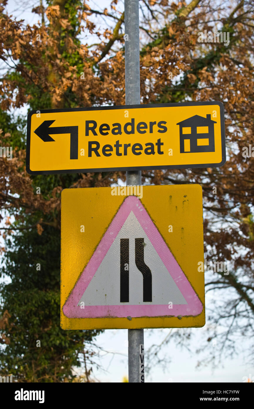 Direction sign for housing development hi-res stock photography and ...
