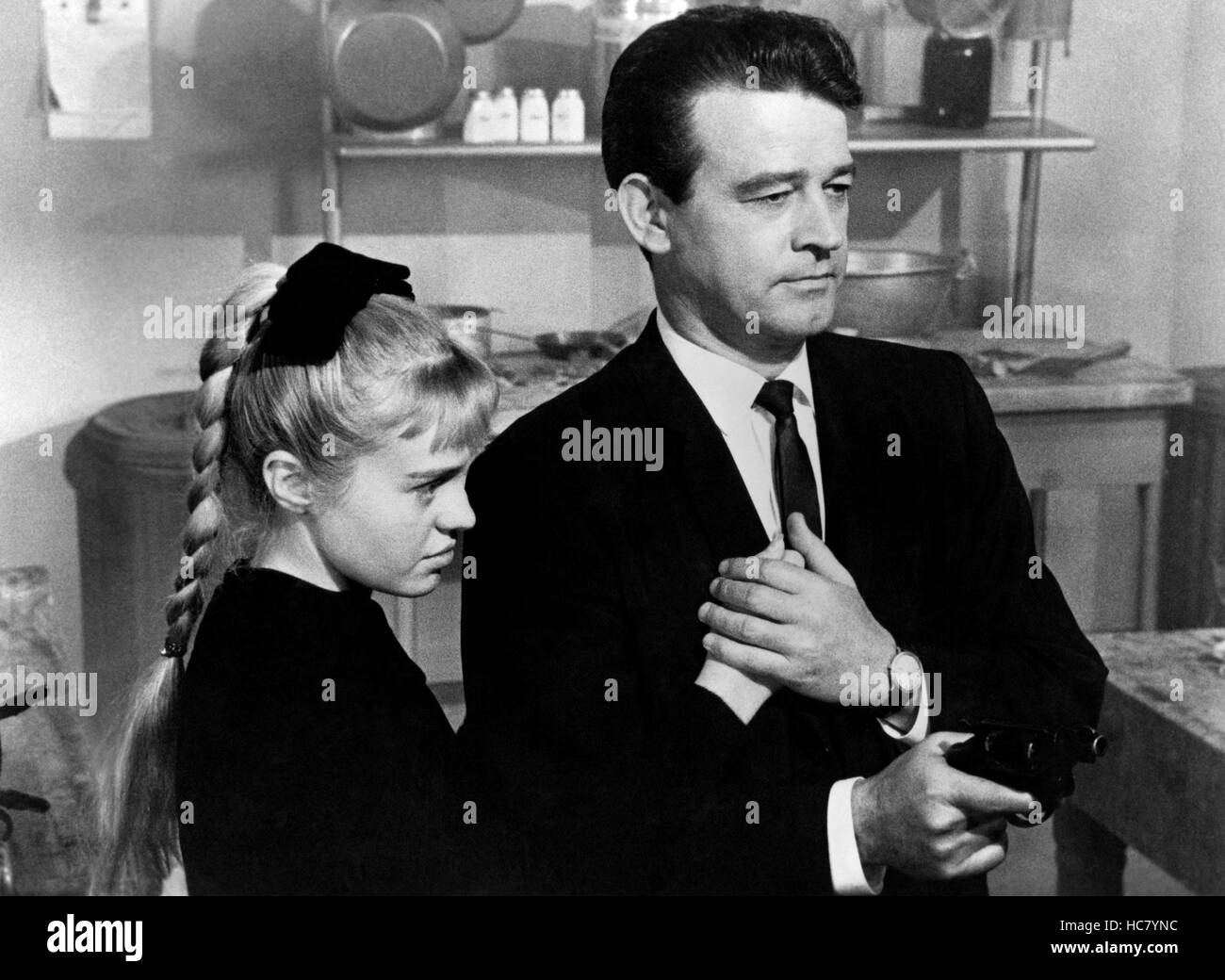 13 FRIGHTENED GIRLS!, Kathy Dunn, Murray Hamilton, 1963 Stock Photo - Alamy