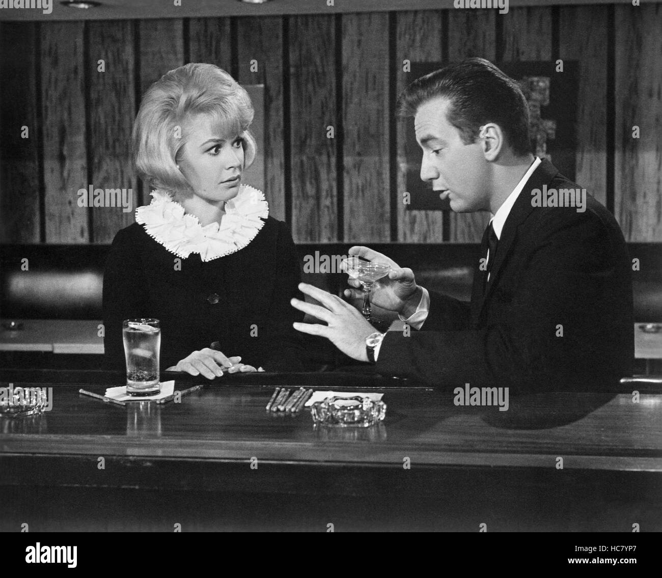 THAT FUNNY FEELING, from left: Sandra Dee, Bobby Darin, 1965 Stock Photo - Alamy