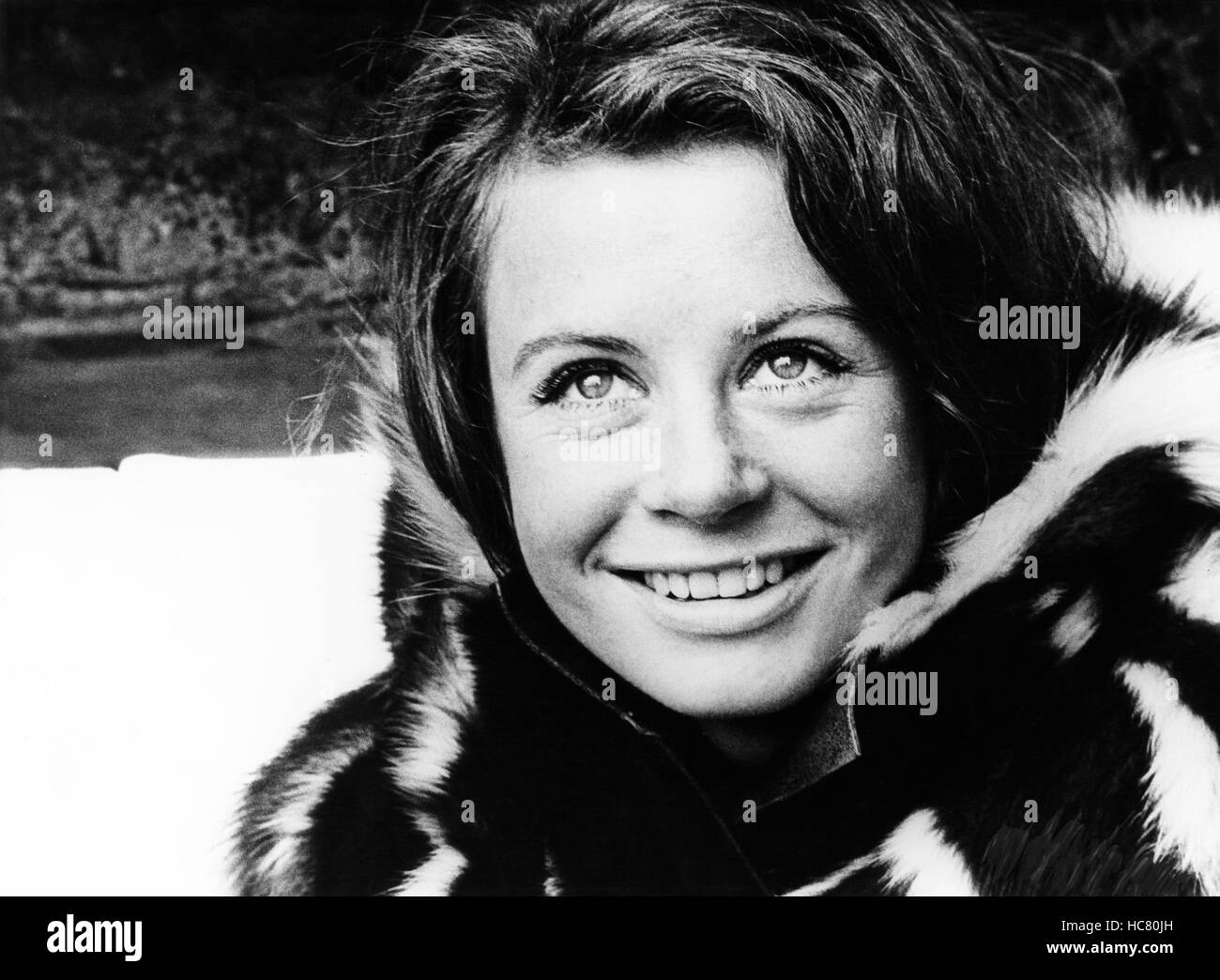 TIME LOST AND TIME REMEMBERED, (aka I WAS HAPPY HERE), Sarah Miles ...