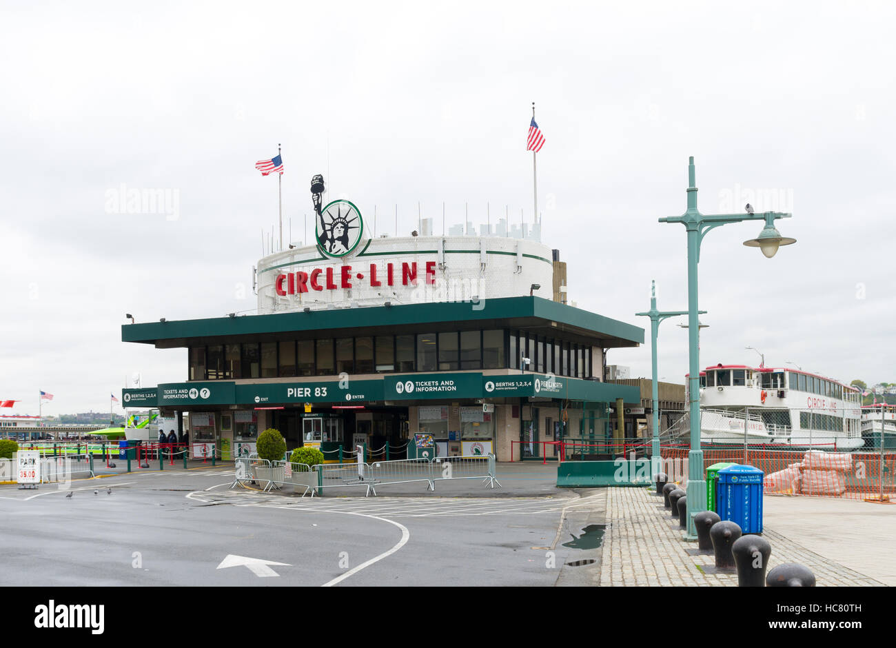 NEW YORK - MAY 1, 2016: Circle line shipping company building at the ...