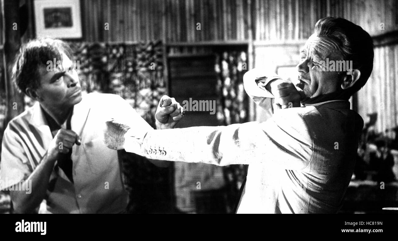 TIARA TAHITI, James Mason, John Mills, 1962 Stock Photo - Alamy