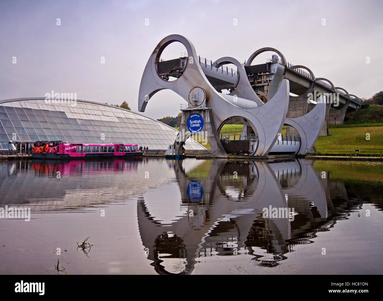 The Falkirk Wheel in motion Stock Photo - Alamy