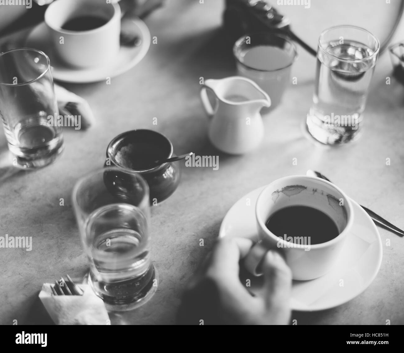 Group people drinking coffee Black and White Stock Photos & Images - Alamy