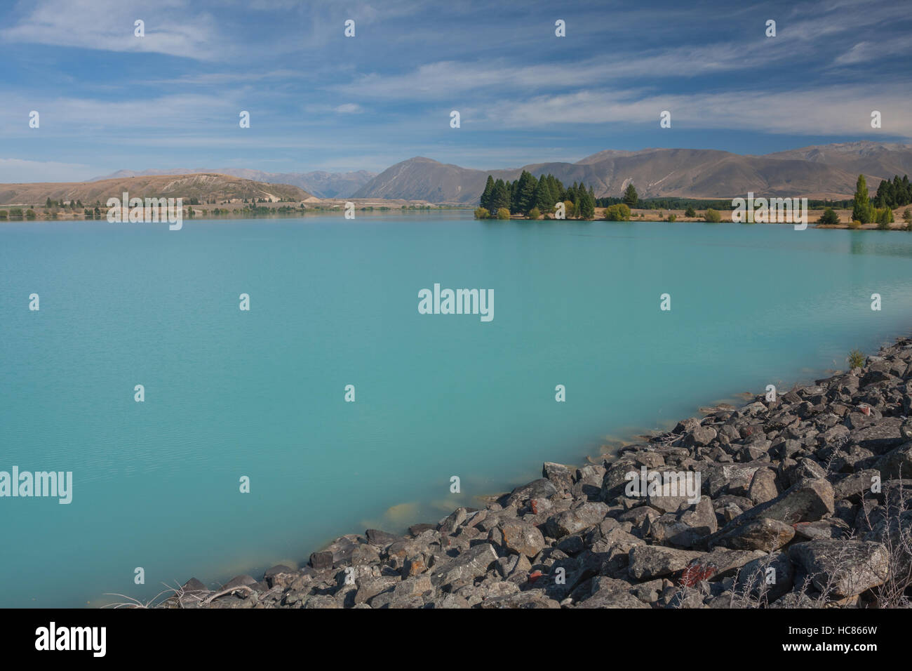 Beautiful turquise lake and mountain scenery / landscape Stock Photo ...