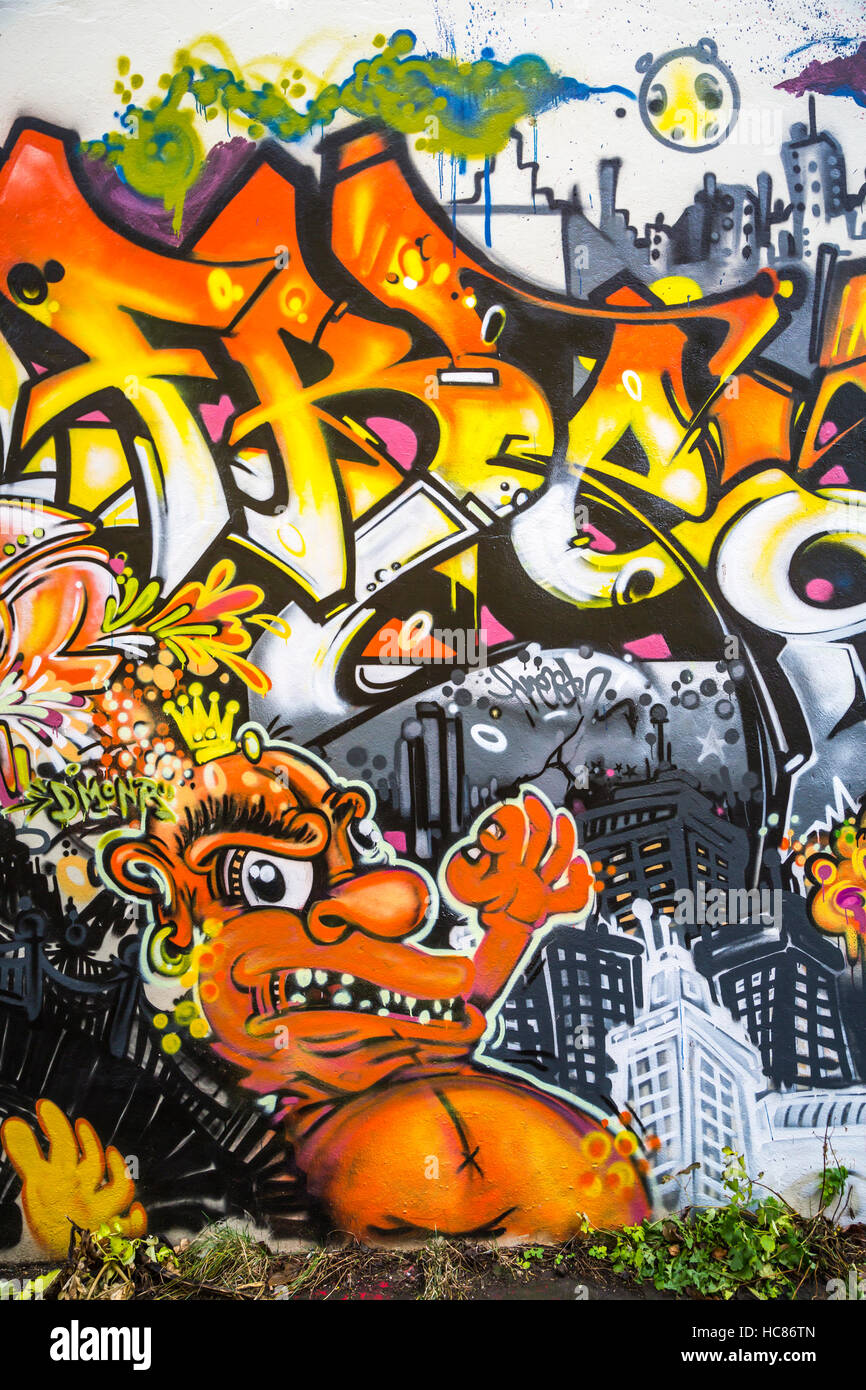 Buildings with street art graffiti in downtown Reykjavik, Iceland ...