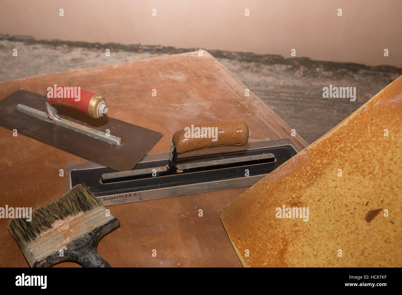 Plastering tools hi-res stock photography and images - Alamy