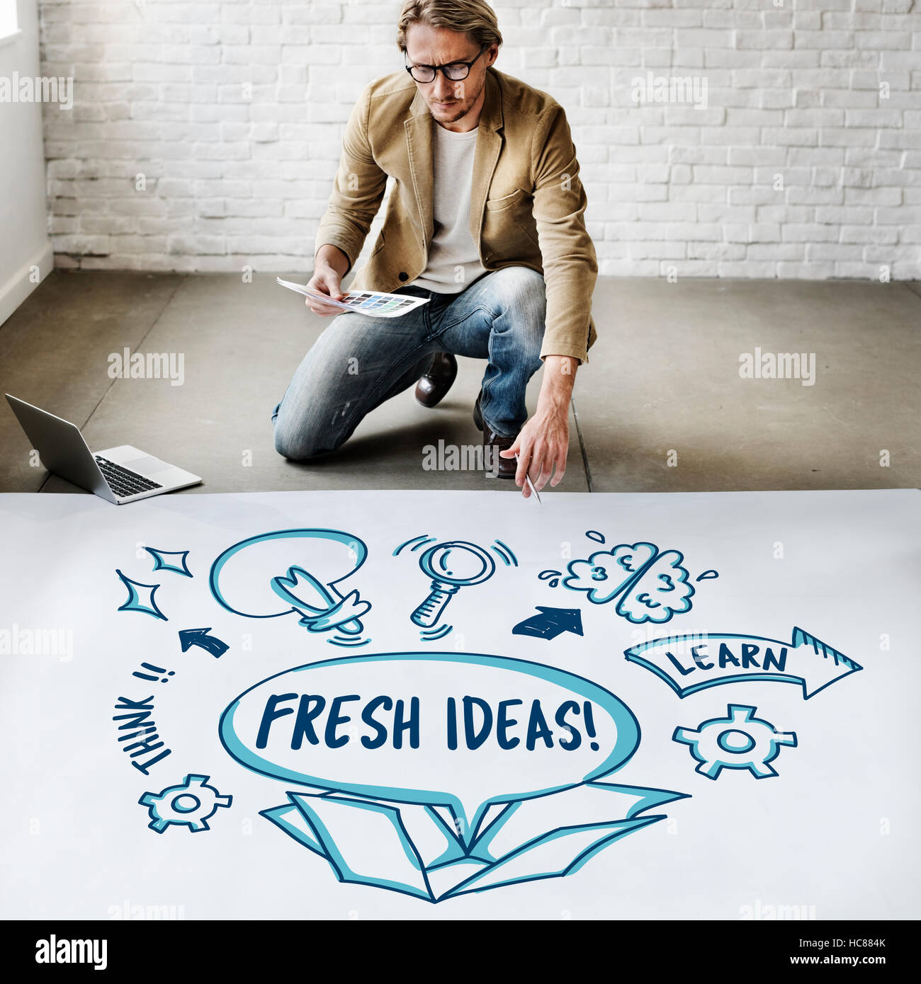 Ideas Outside Box Brainstorm Sketch Concept Stock Photo - Alamy