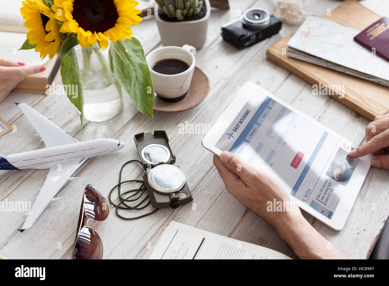 Person Booking Flight Online Concept Stock Photo - Alamy