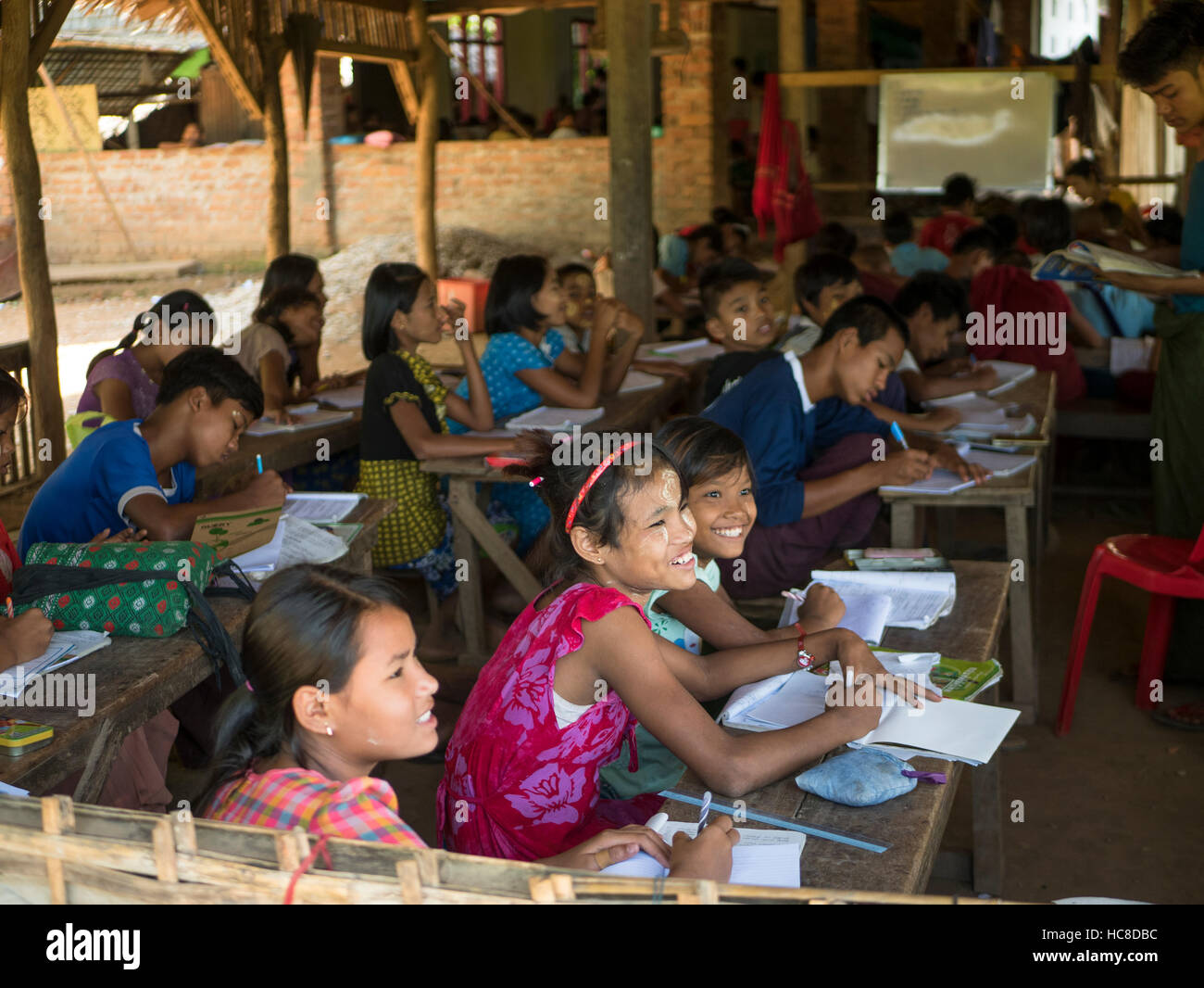 Basic school hi-res stock photography and images - Alamy