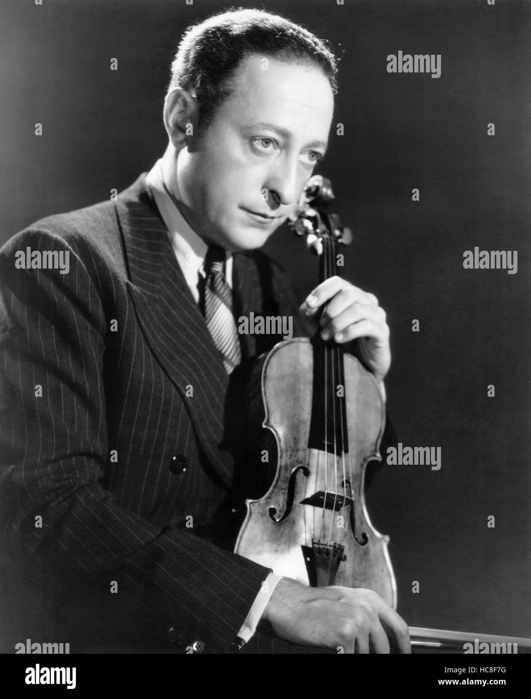 THEY SHALL HAVE MUSIC, Jascha Heifetz, 1939 Stock Photo - Alamy