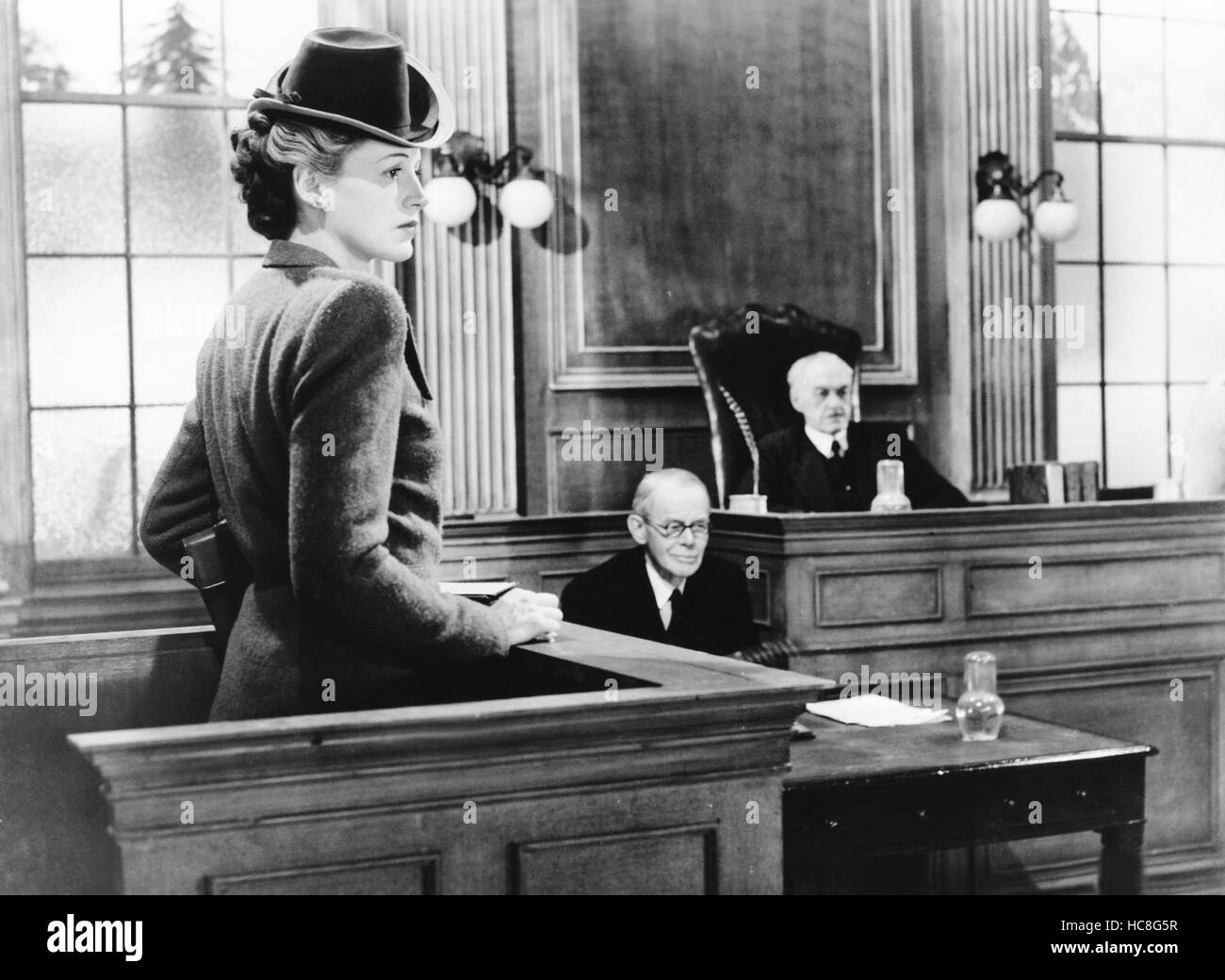 THEY WERE SISTERS, Phyllis Calvert (left), 1945 Stock Photo - Alamy