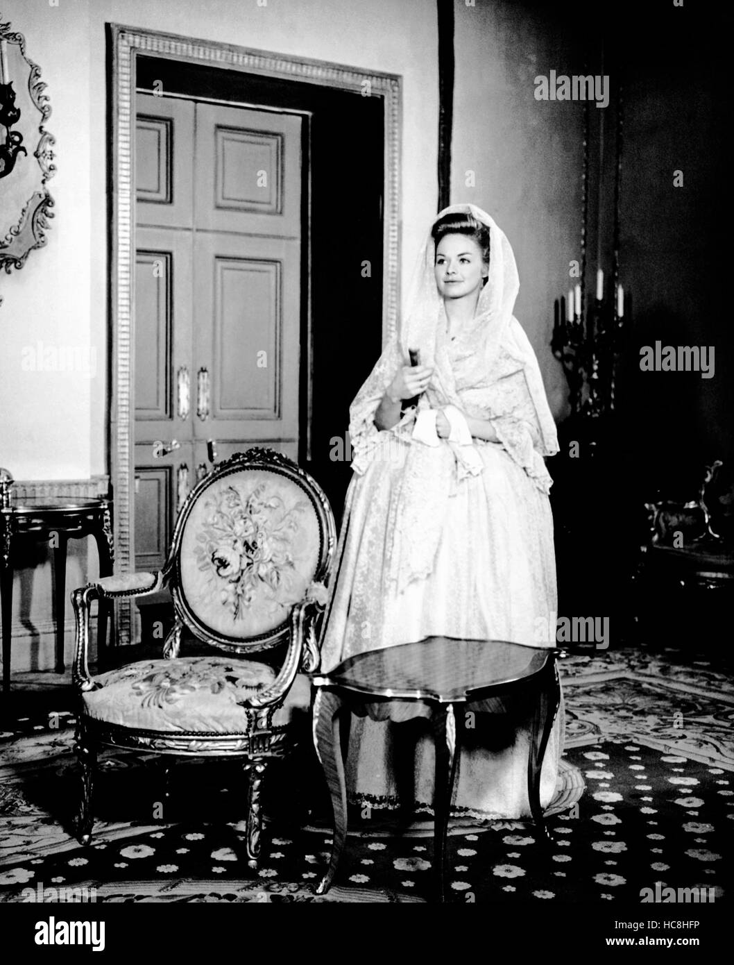 Tom Jones Susannah York 1963 Stock Photo Alamy