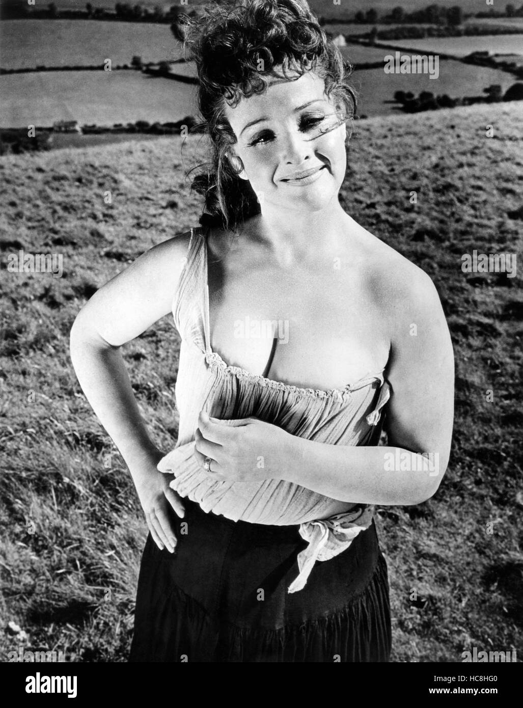 TOM JONES, Joyce Redman, 1963 Stock Photo - Alamy