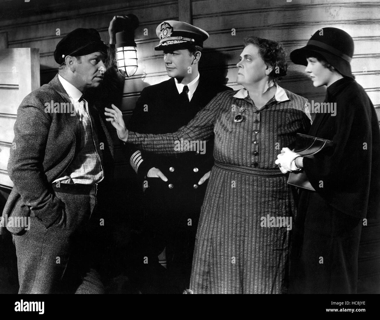 TUGBOAT ANNIE, Wallace Beery, Robert Young, Marie Dressler, Maureen O ...