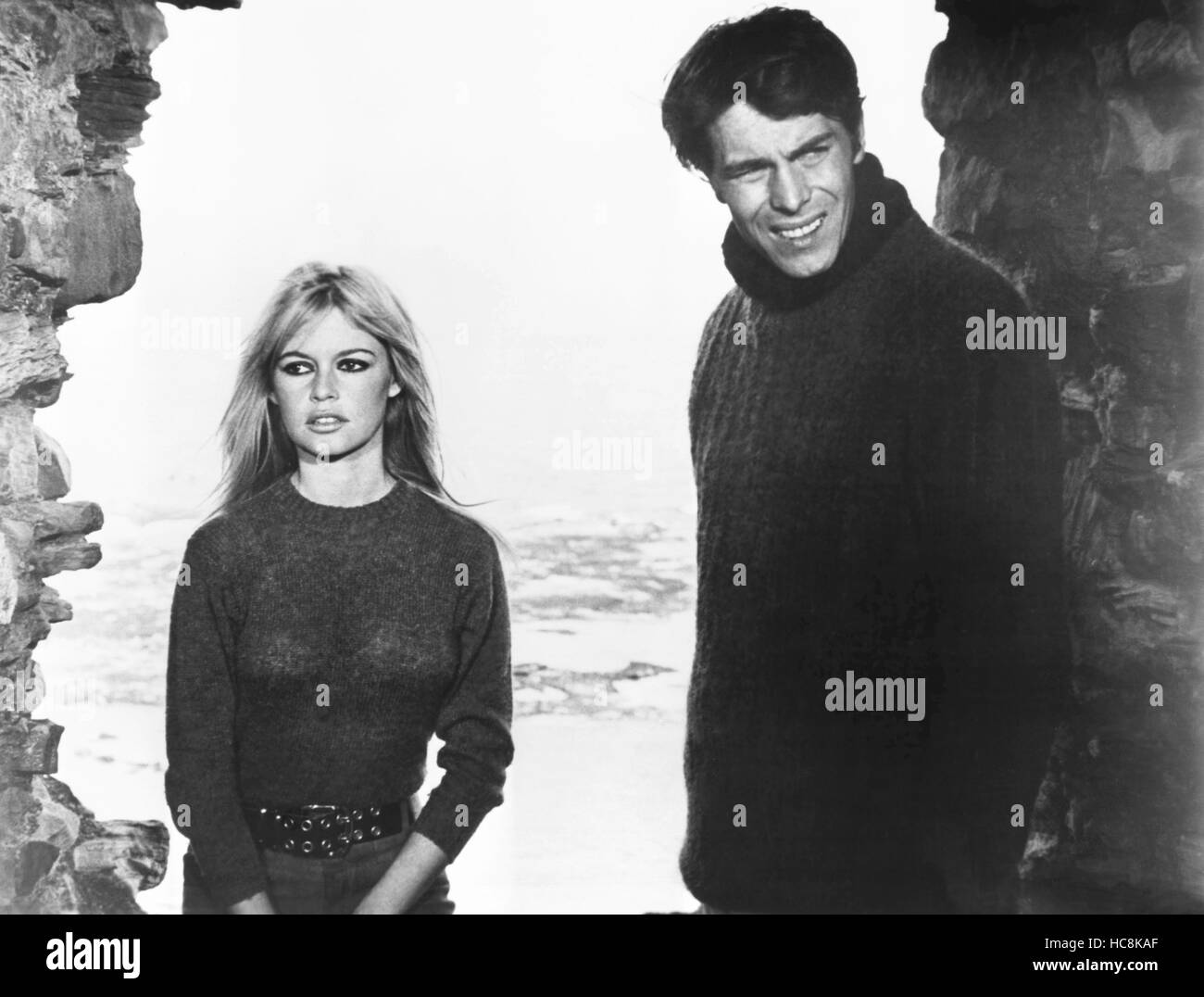 TWO WEEKS IN SEPTEMBER, (aka A COEUR JOIE), from left: Brigitte Bardot ...