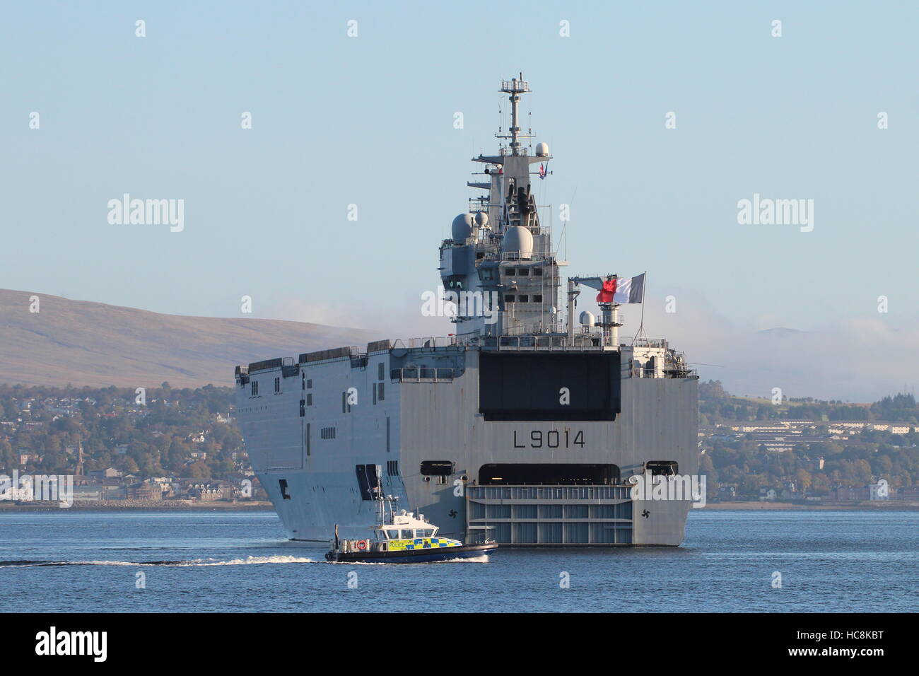 FS Tonnerre (L9014), a Mistral-class assault ship of the French Navy ...