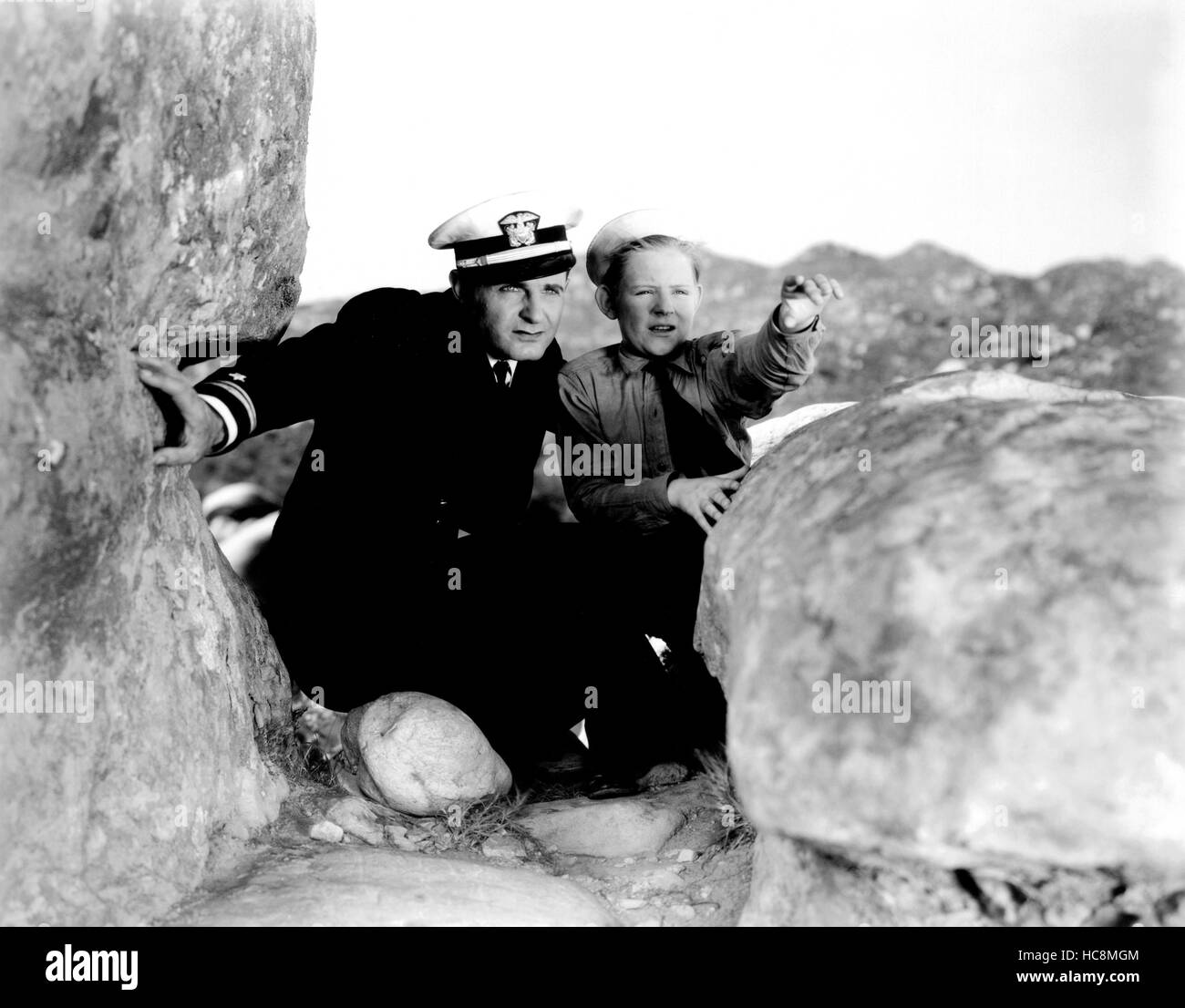 UNDERSEA KINGDOM, from left, Ray Corrigan, (aka Crash Corrigan), Lee ...
