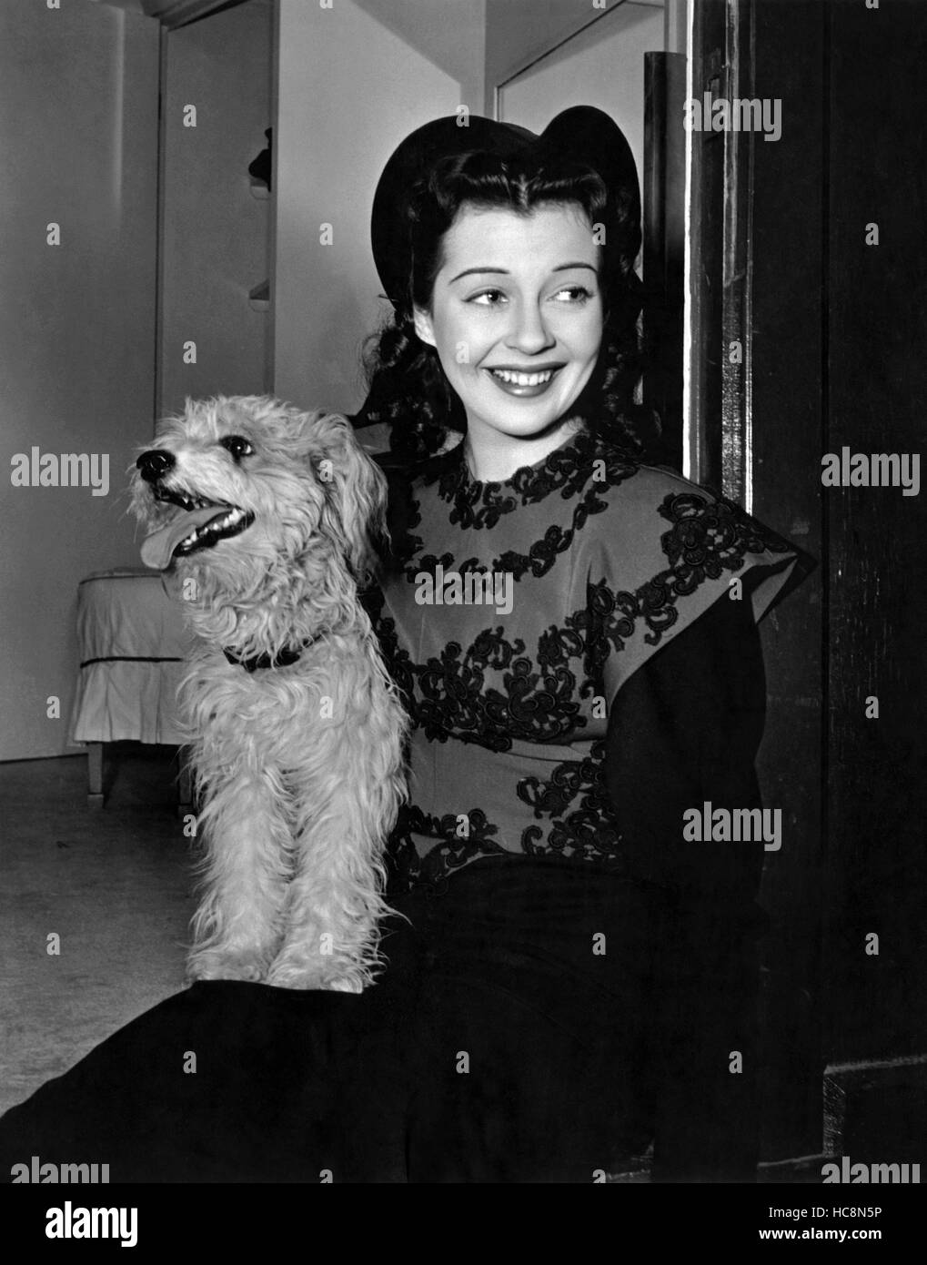 VARIETY GIRL, Gail Russell, on-set, 1947 Stock Photo - Alamy