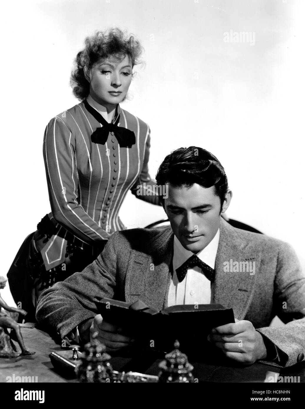 THE VALLEY OF DECISION, Greer Garson, Gregory Peck, 1945 Stock Photo ...