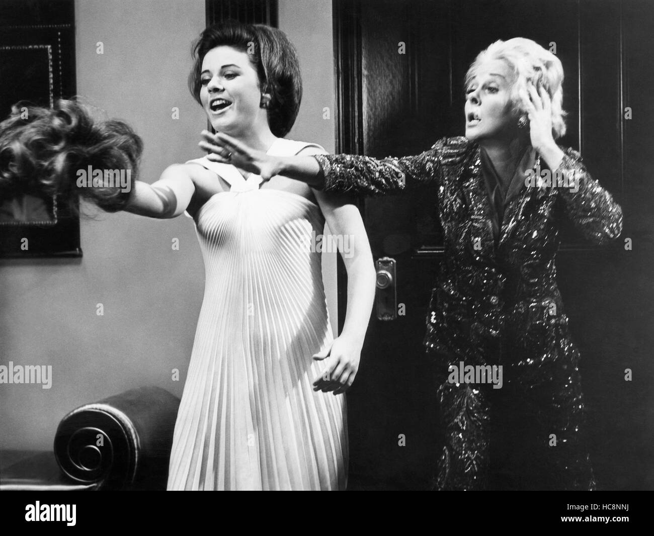 VALLEY OF THE DOLLS, Patty Duke, Susan Hayward, 1967, (c)20th Century ...