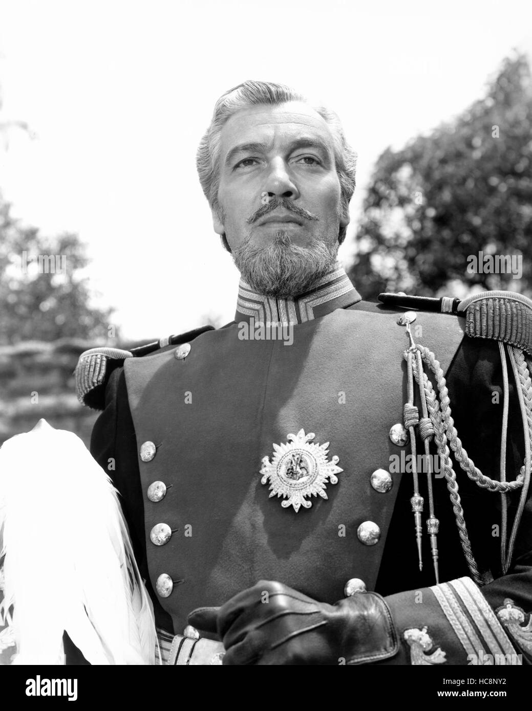 VERA CRUZ, Cesar Romero, 1954 Stock Photo - Alamy