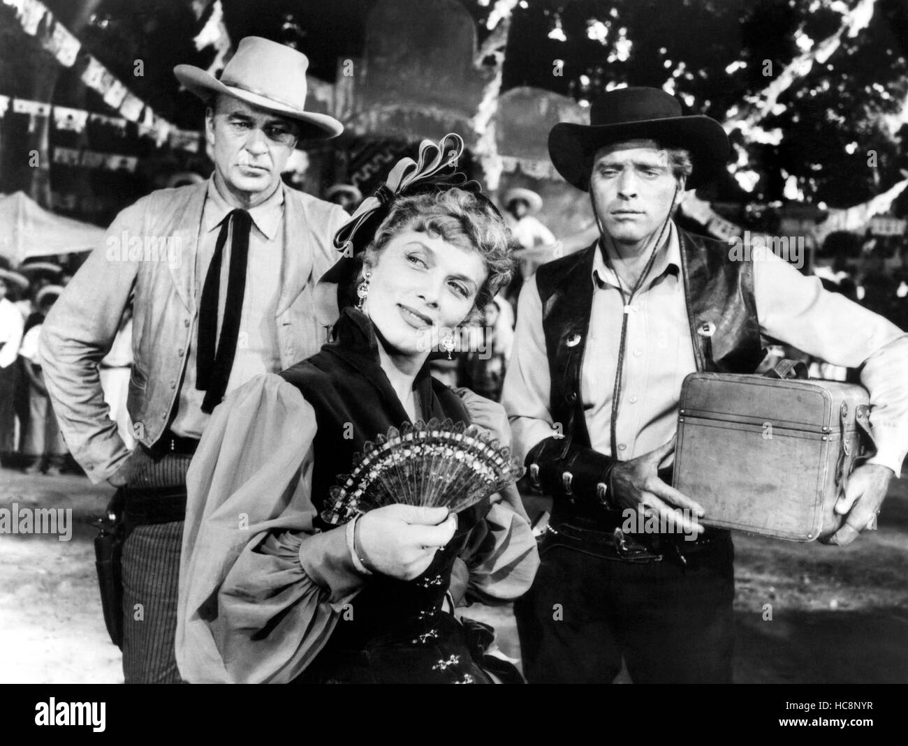 VERA CRUZ, Gary Cooper, Denise Darcel, Burt Lancaster, 1954 Stock Photo ...