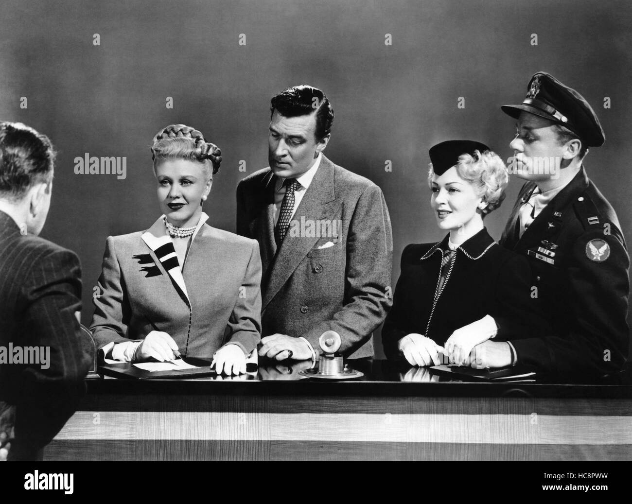 WEEKEND AT THE WALDORF, Ginger Rogers, Walter Pidgeon, Lana Turner, Van ...