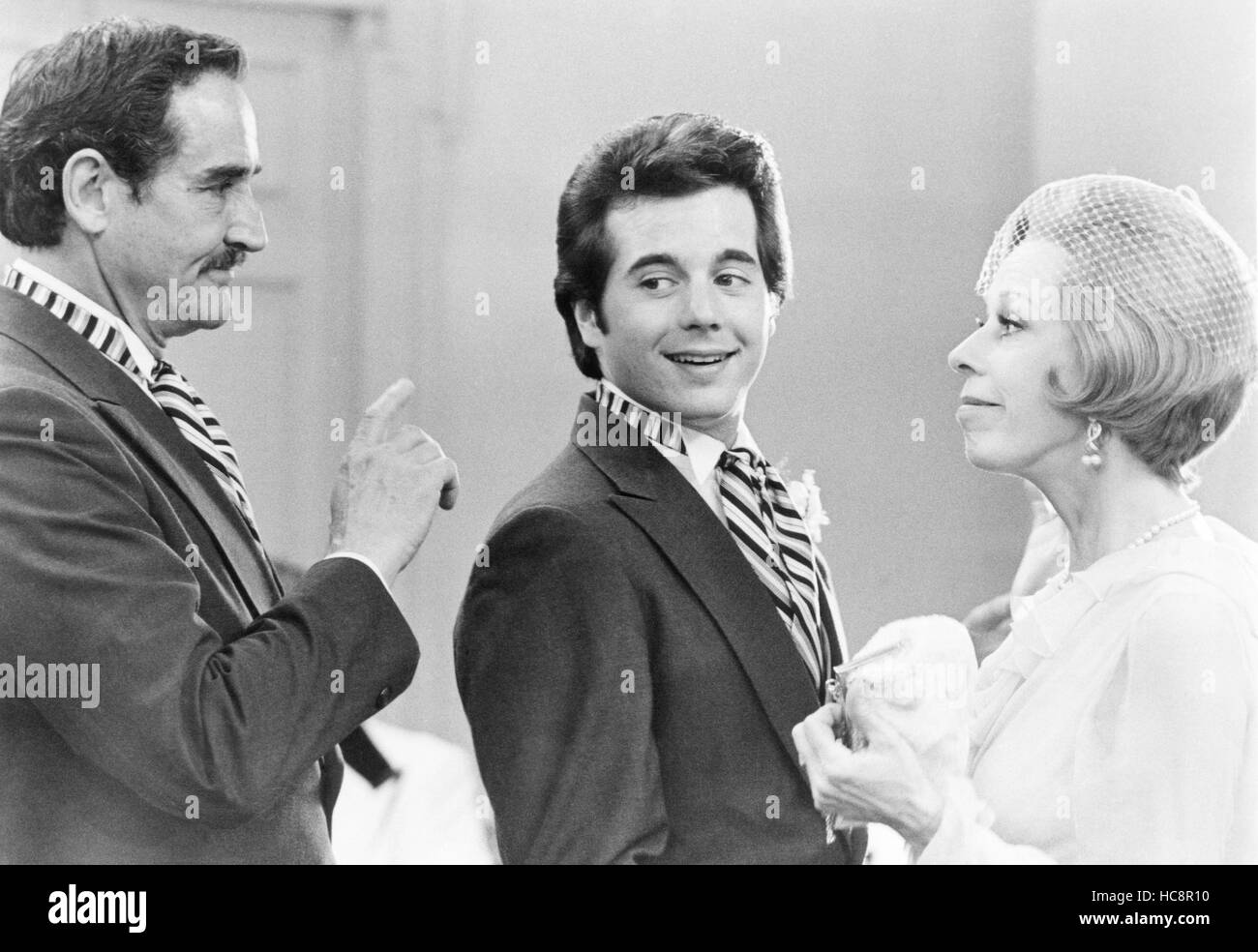 A WEDDING, Vittorio Gassman, Desi Arnaz Jr., Carol Burnett, 1978, (c ...