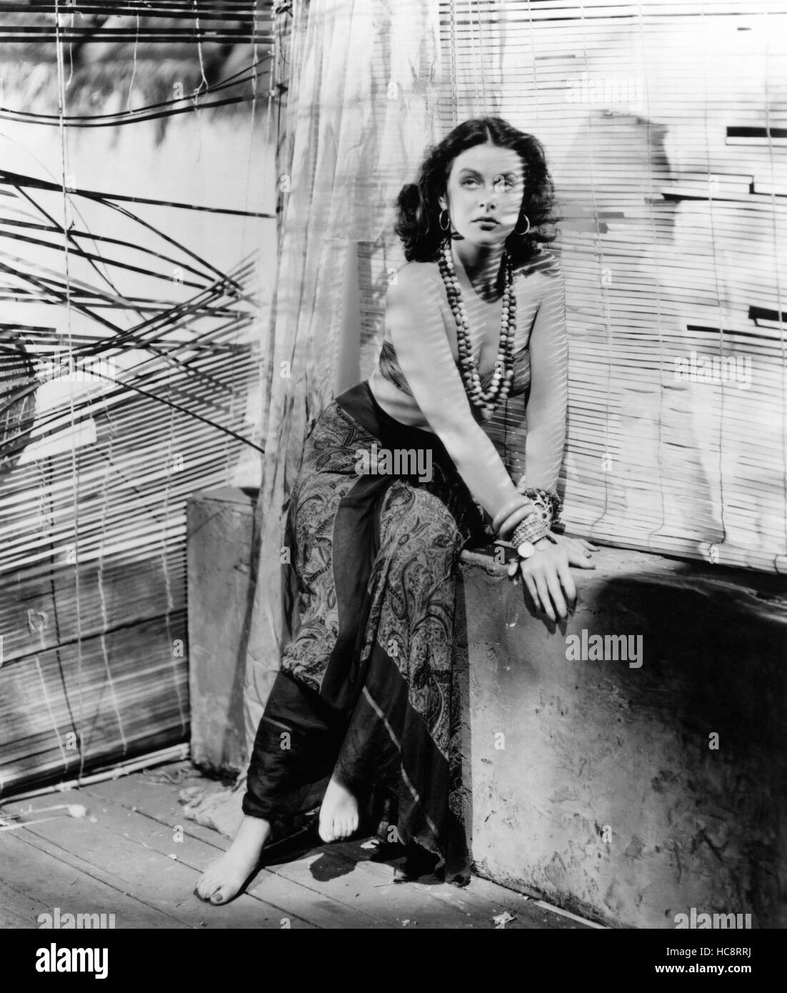 WHITE CARGO, Hedy Lamarr, 1942 Stock Photo - Alamy