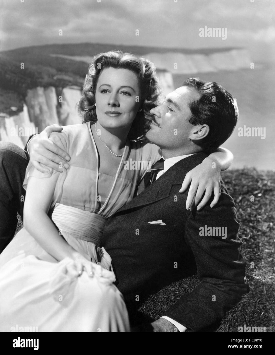 THE WHITE CLIFFS OF DOVER, from left: Irene Dunne, Alan Marshal, 1944 ...