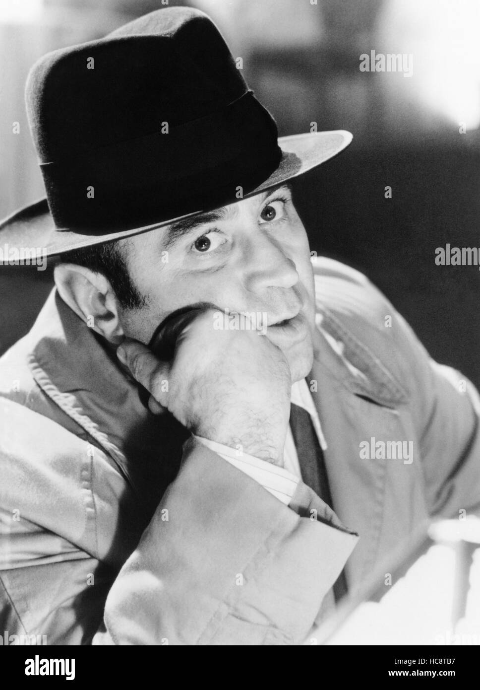 WHO FRAMED ROGER RABBIT, Bob Hoskins, 1988, ©Buena Vista/courtesy ...