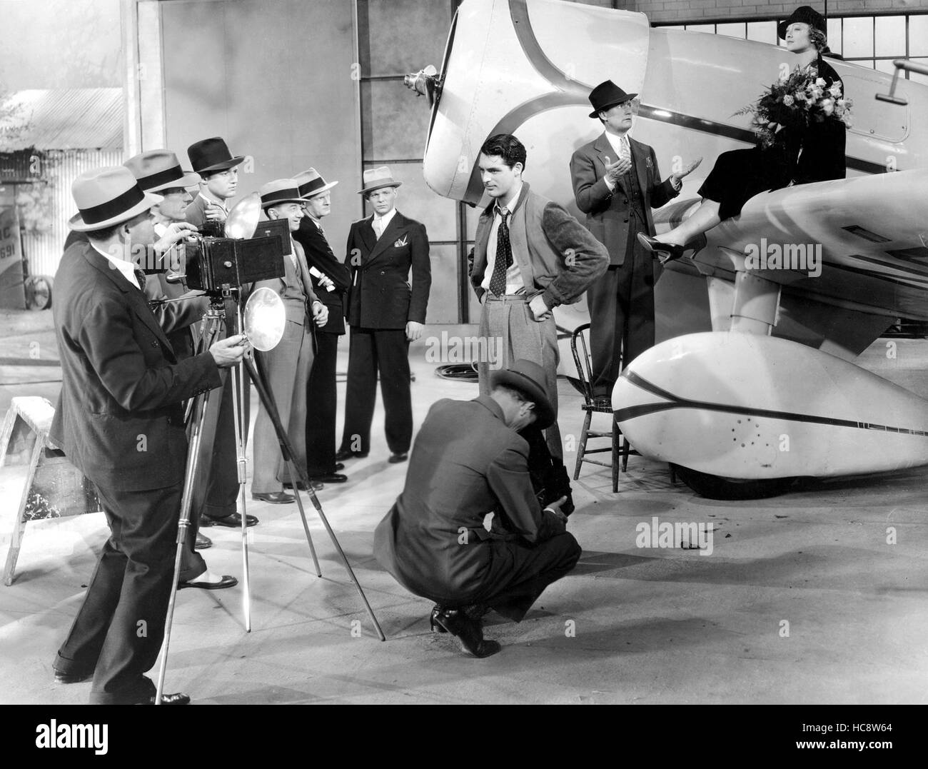 WINGS IN THE DARK, Cary Grant, Roscoe Karns, Myrna Loy, 1935, aviatrix ...